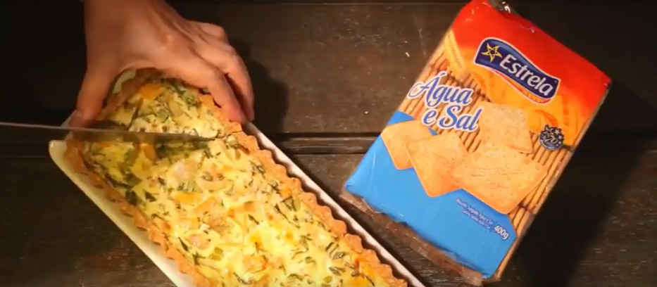 Receita de Torta de Cream Cracker com Recheio de Cascas e Talos por ...